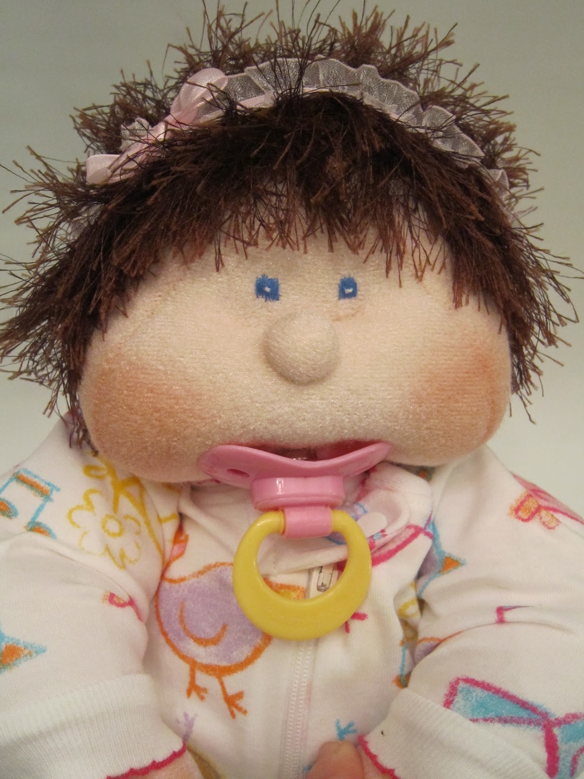 Madalina Catalina: Meet Baby Belle, Dinky Baby