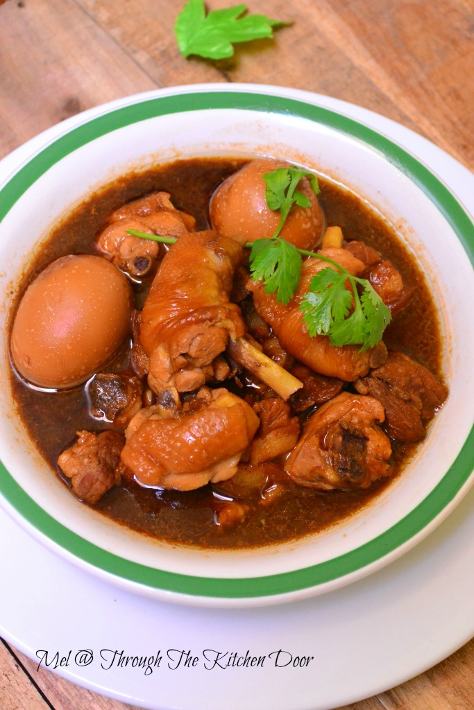 Through The Kitchen Door: Terengganu Braised Chicken ("Kay Hong")