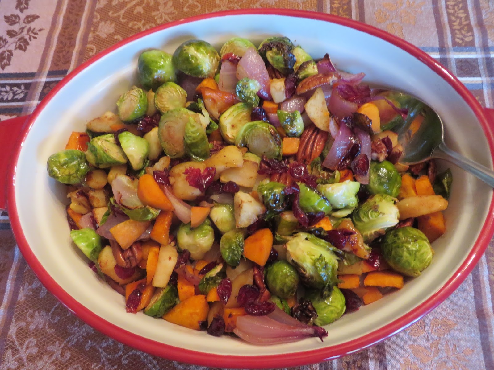 Ever Ready: Autumn Roasted Vegetable Medley with Apples and Pecans