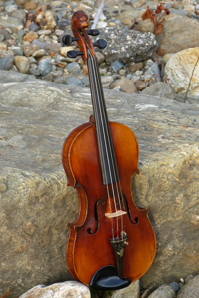 1900s German-made 4/4 Lion's Head Violin
