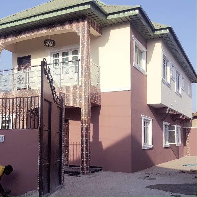 Susan Maxwell Completes Her New House - Simply Entertainment Reports ...