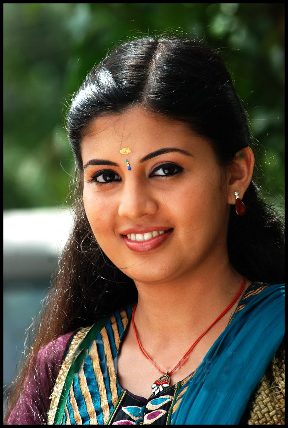 Nimisha Suresh In Mayavi
