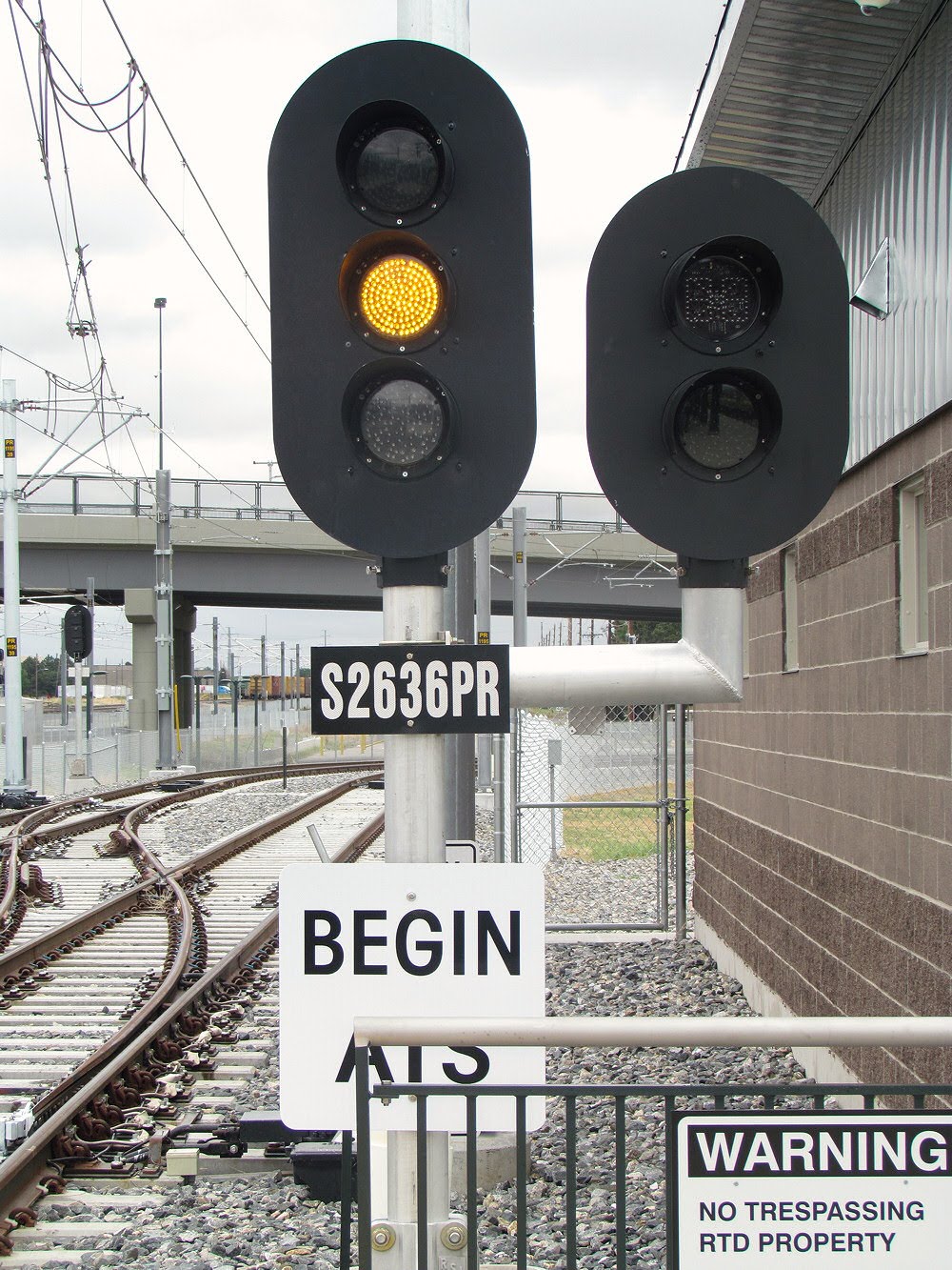 The Position Light: Denver Light Rail Signaling - Checking All the Boxes