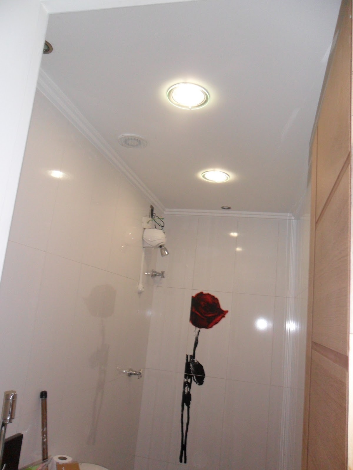 Antes e Depois do Apê: Iluminação + Banheiro!