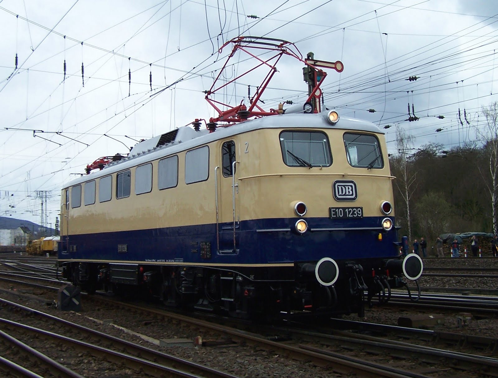 "Fairhaven" N-Scale Model Railway: Fleet Profile - German DB Class 111 ...