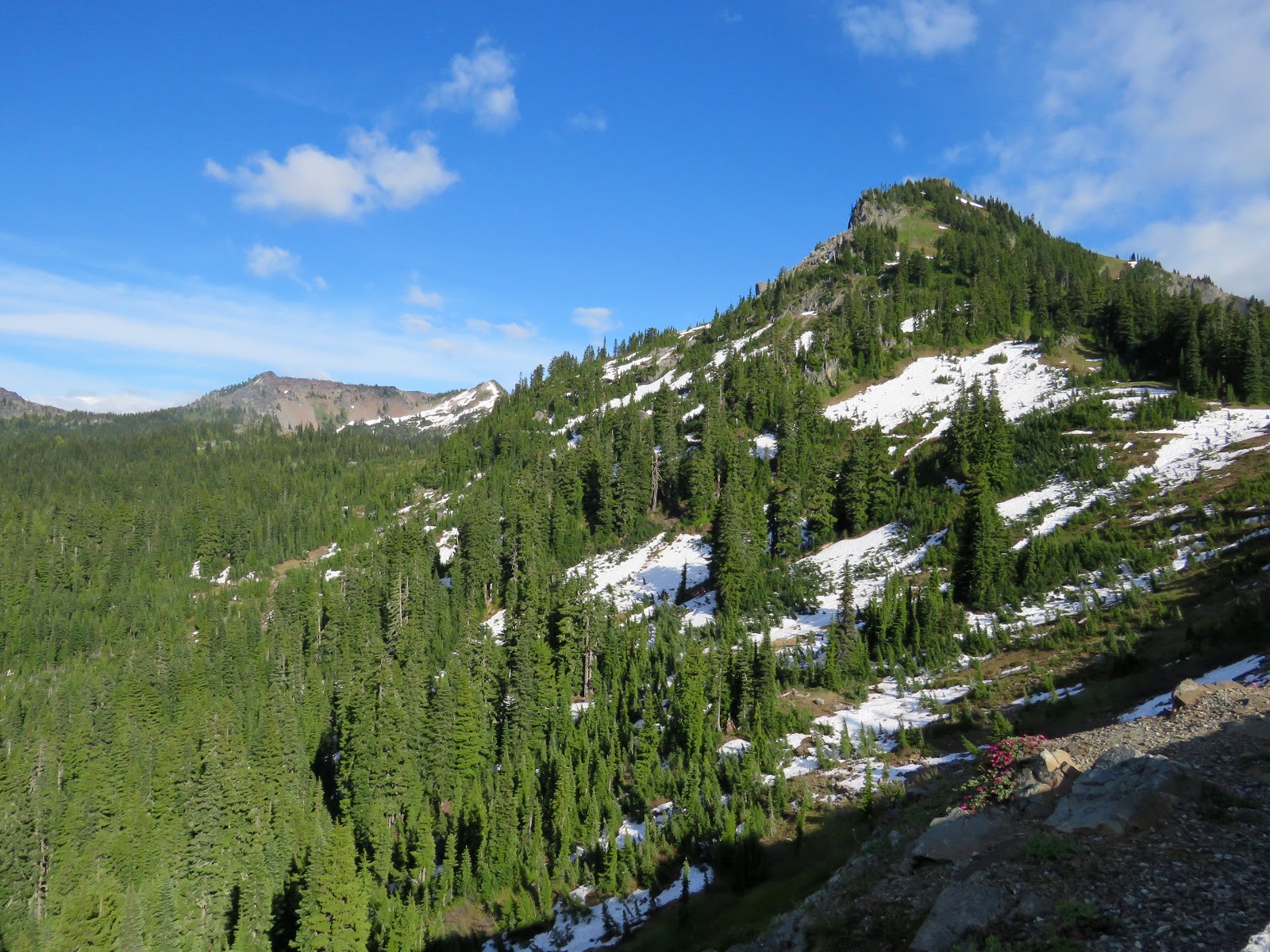 Winds of Destiny - RVLife: Chinook Pass and Tipsoo Lake, 7/09/2016