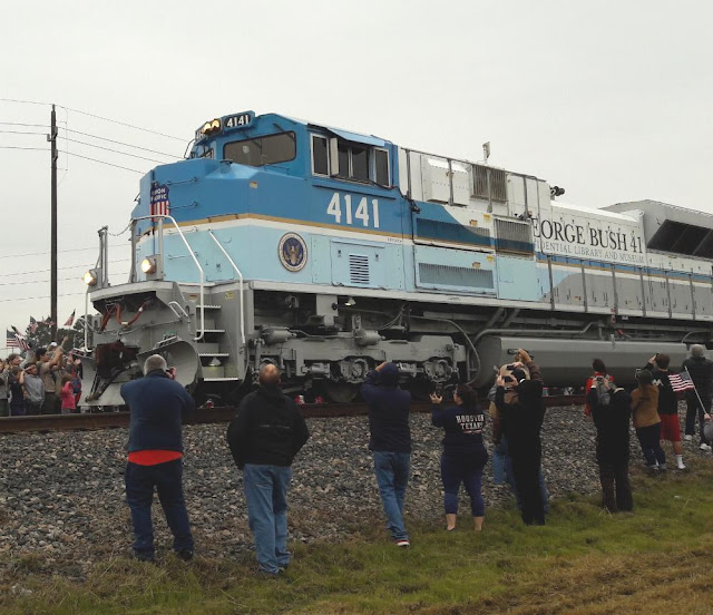 BVRS Blog: Locomotive 4141 passes through Magnolia, Texas