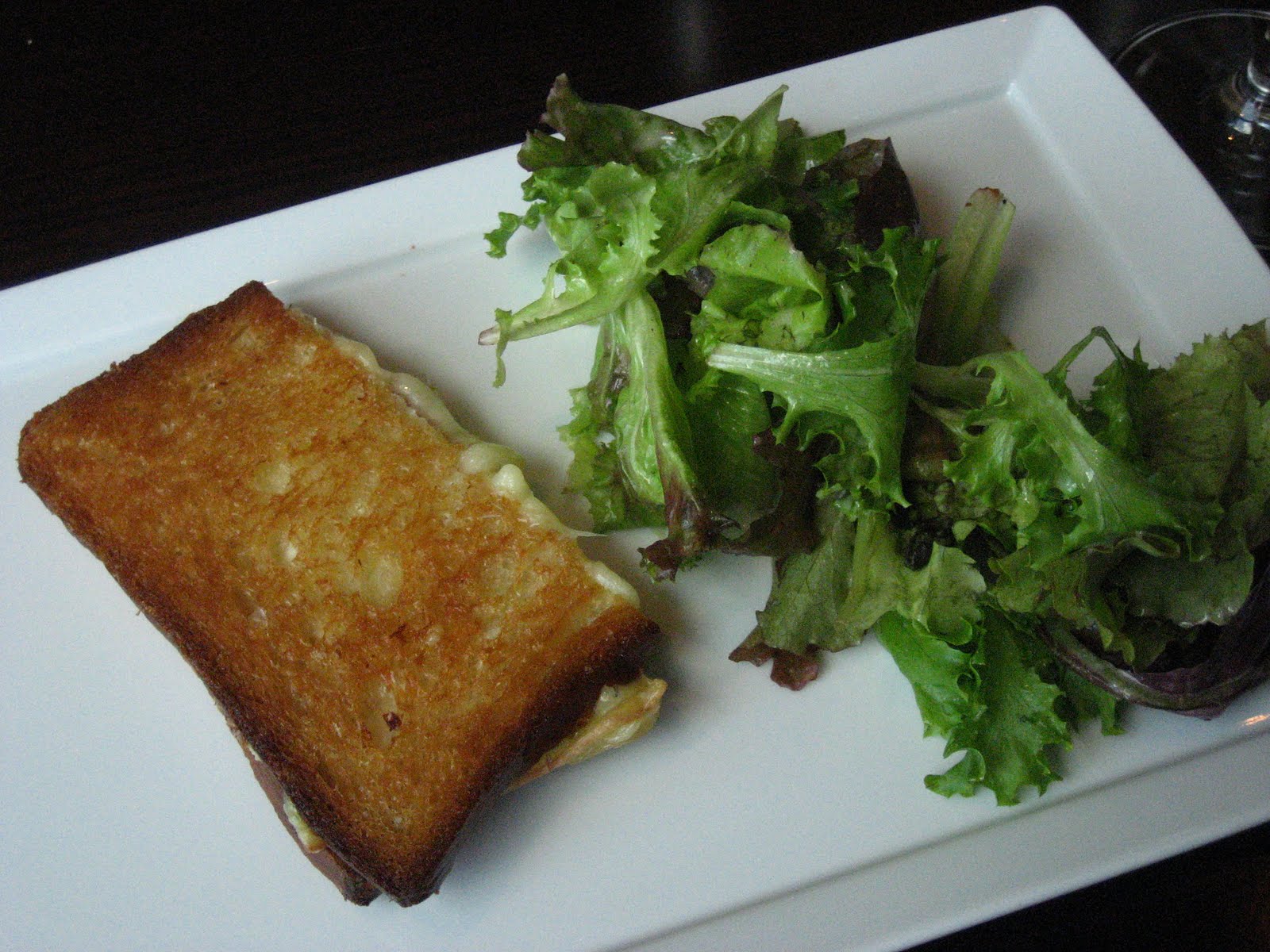 The Foodie Next Door: Lunch at Michel
