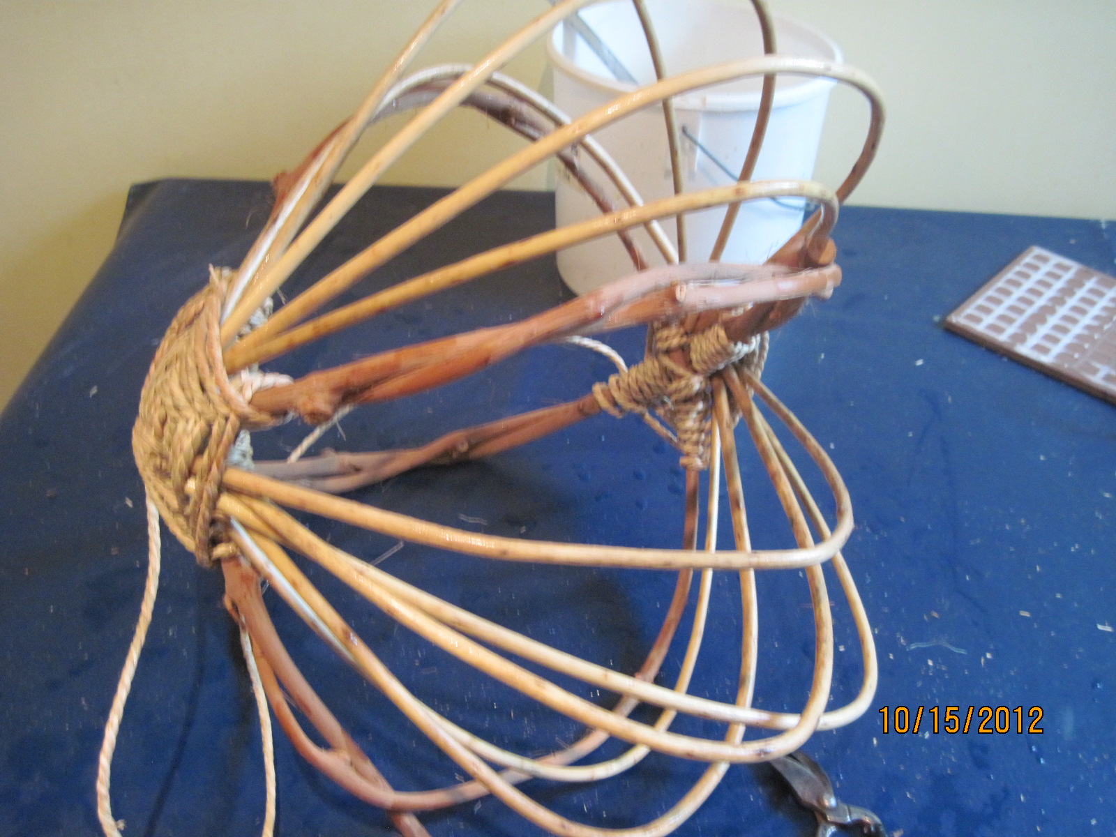 John Toft Basketry: Completing the seagrass rib basket.
