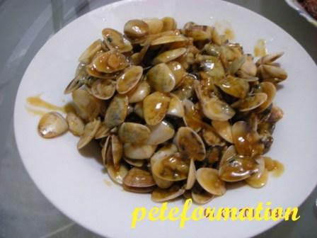 PeteFormation Foodie Adventure: Digging for Siput Remis (Small Edible ...