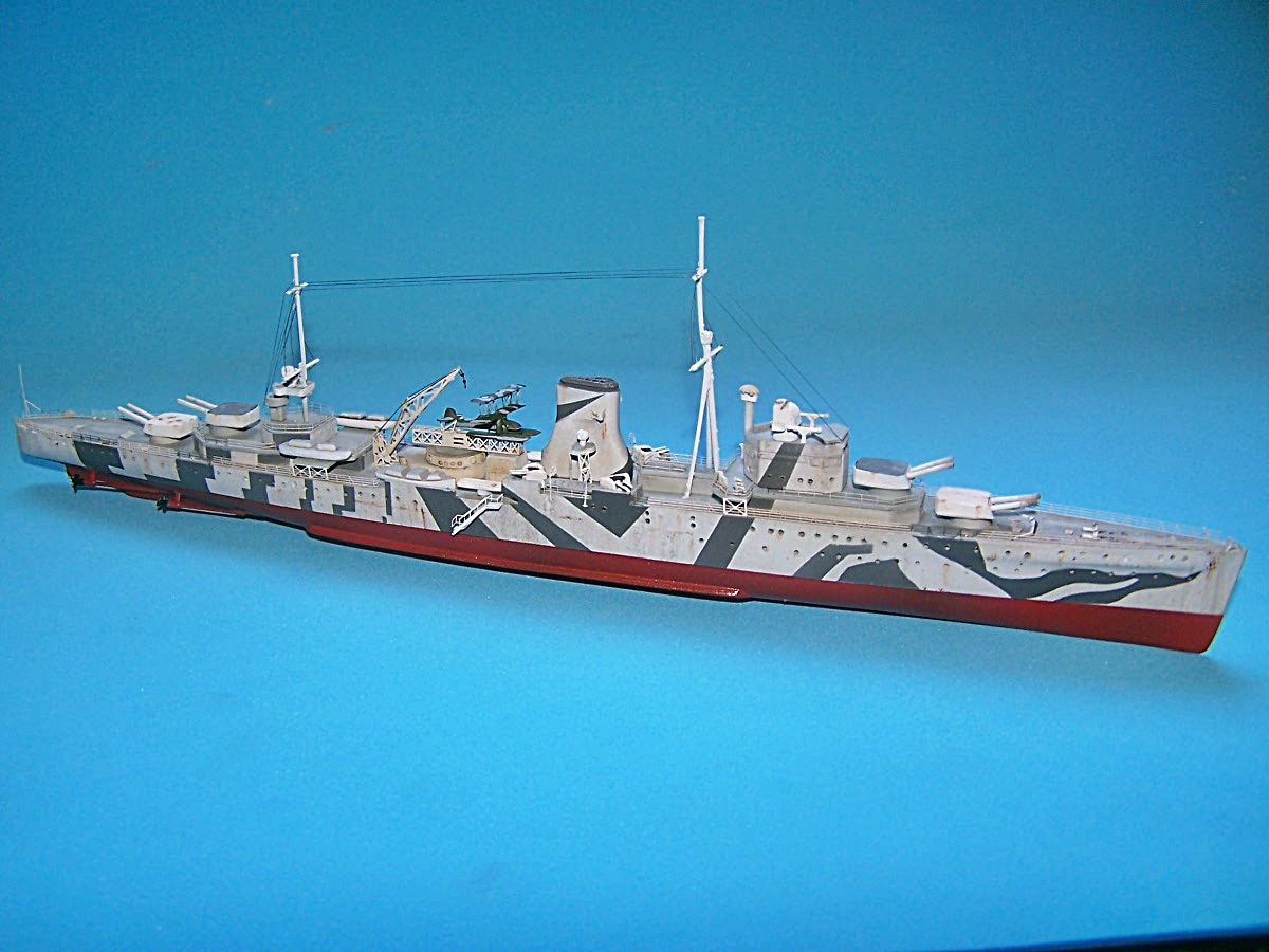 maquetas-sario: HMS AJAX AIRFIX 1/700 CON FOTOGRABADOS DE WHITE ENSIGN ...