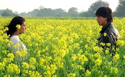 125+ Lagu India Romantis Tentang Cinta yang Bikin Baper - MusikPopuler.com