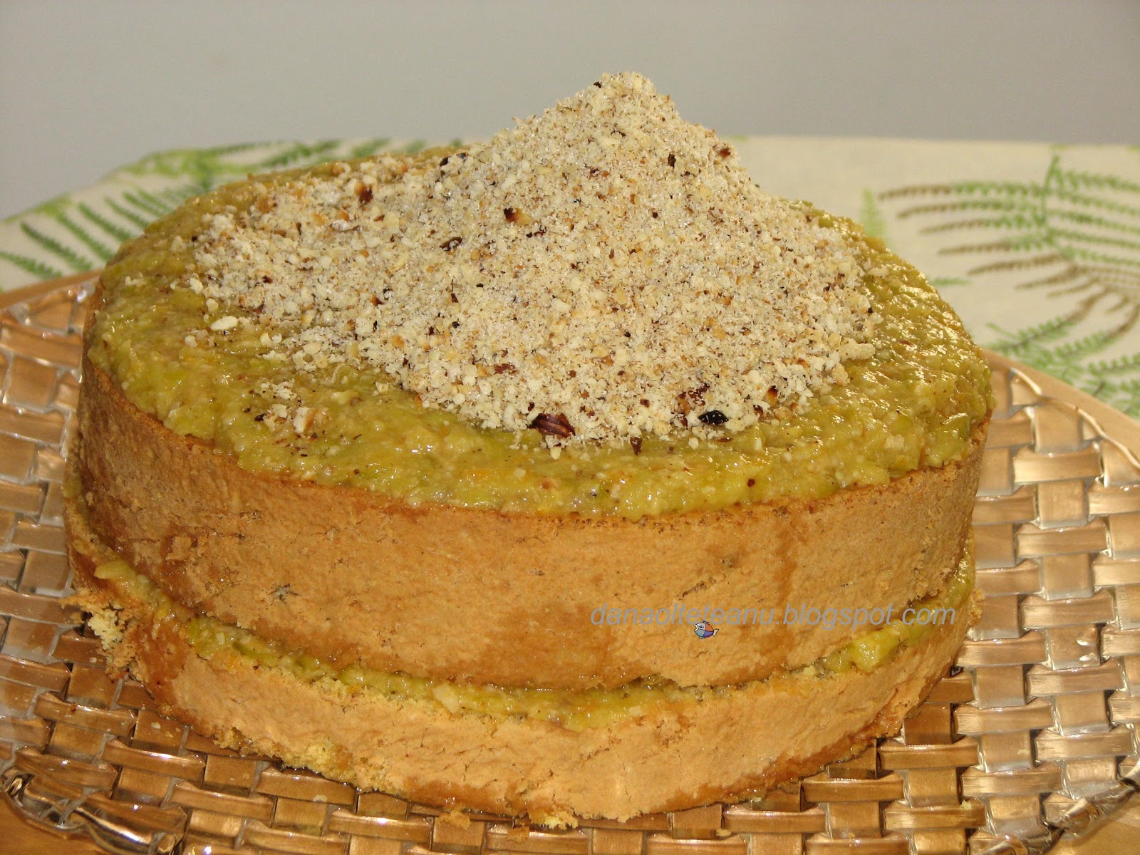 Povestea unui peste mic: Tort cu dovlecei. Fistichiu.