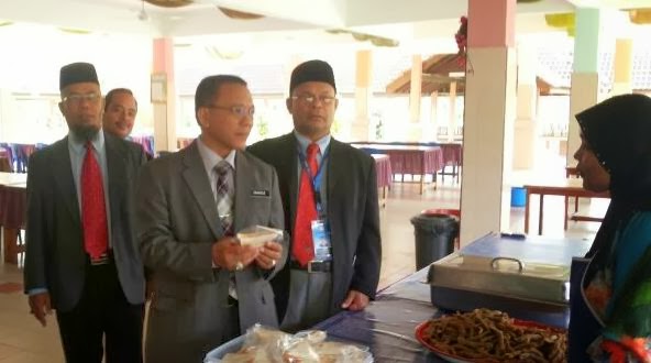 T E G A N U K I TA: Elak guna orang tengah- Zakaria.