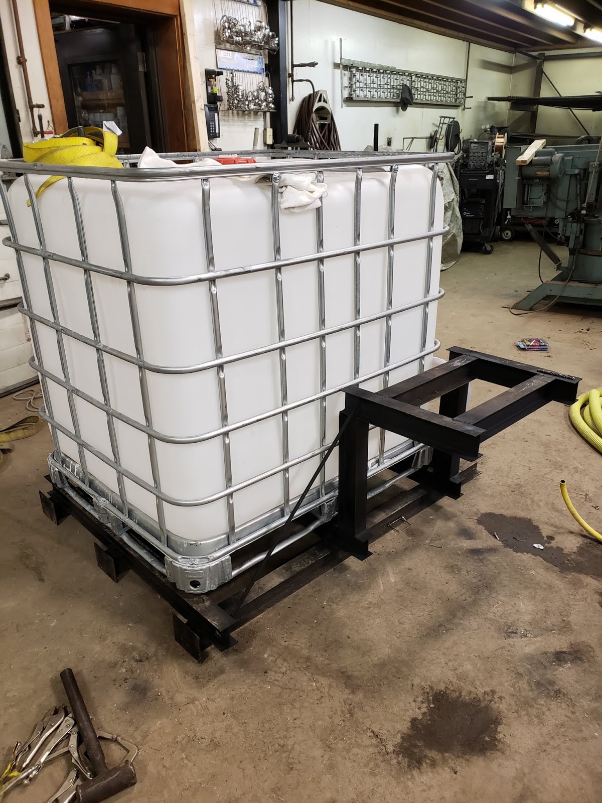 The greasy shop rag: Brine Hose Reel Sprayer