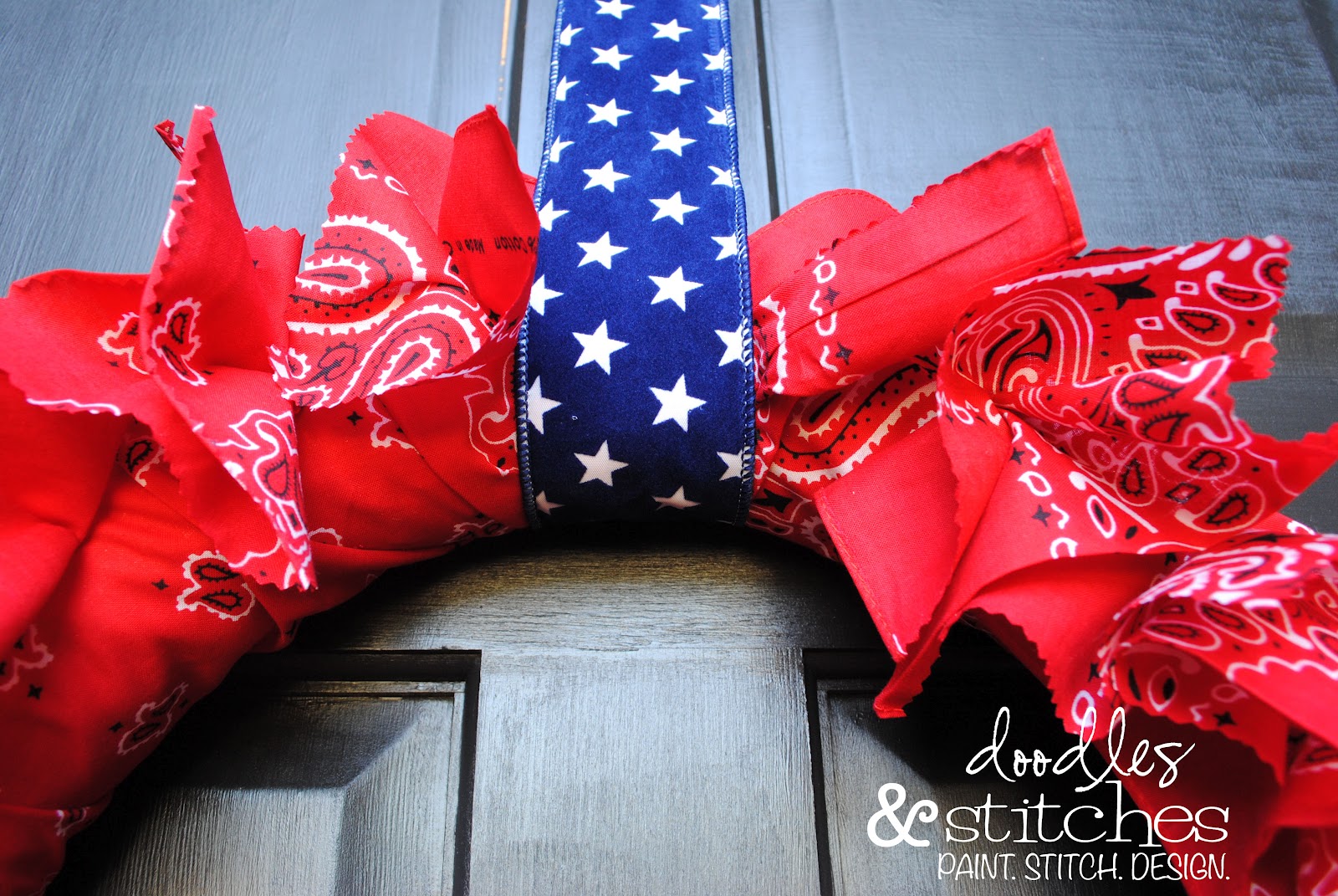 Doodles & Stitches: Patriotic Bandana Wreath Tutorial