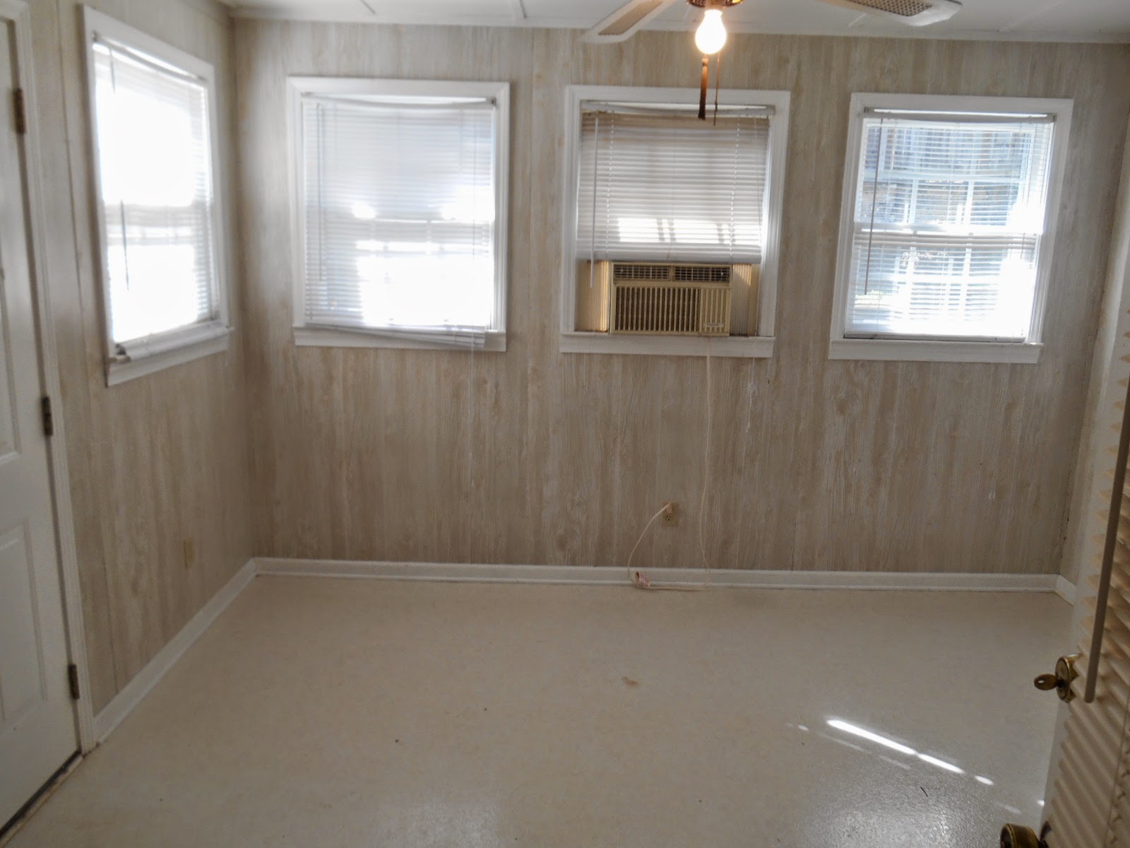 Pygmy Puffs and Heffalumps: Introducing... the Redneck Victorian!