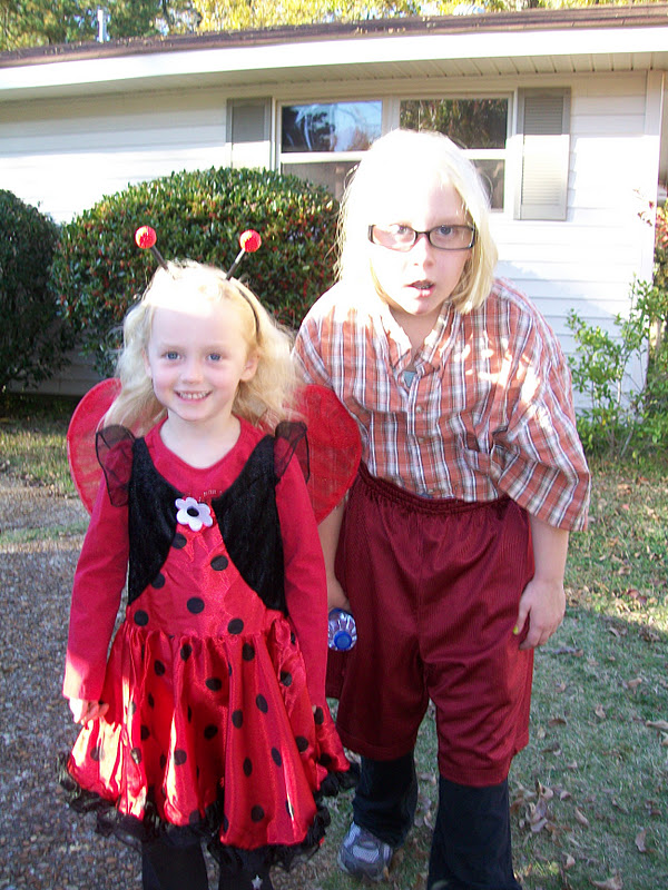 Jessica's Joys Unspeakable: HAPPY HALLOWEEN!