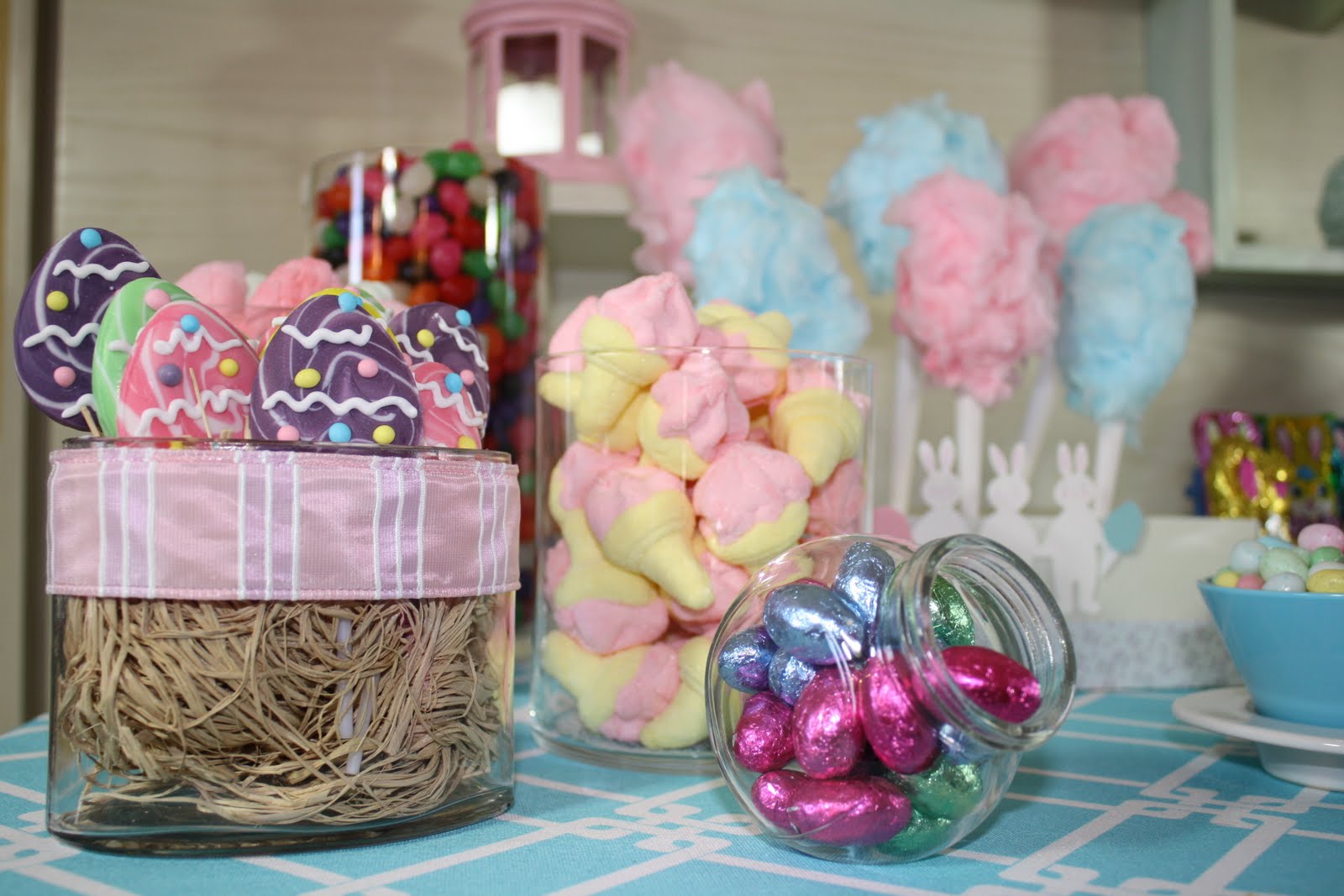 Party Sweet Party: Easter Candy Table and Display!