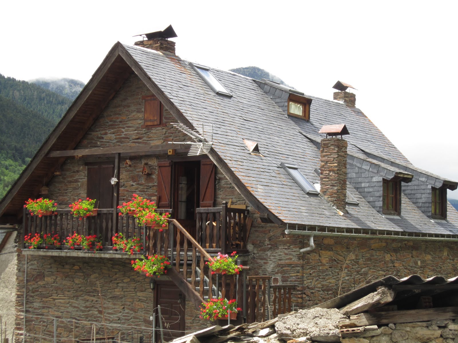 Chiquitaaa: Ruta por el Valle de Arán y Boí: SALARDÚ