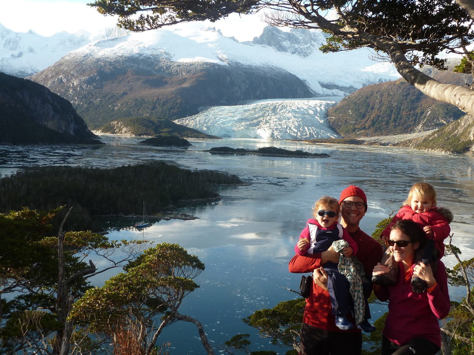 Libertaire Sailing: Photos Isla Gordon