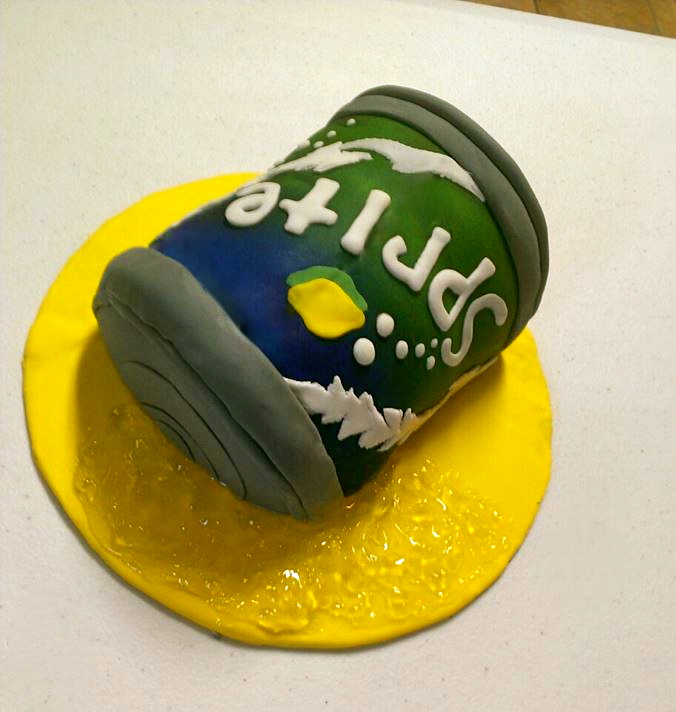 Piece-A-Cake! : Sprite Can Cake