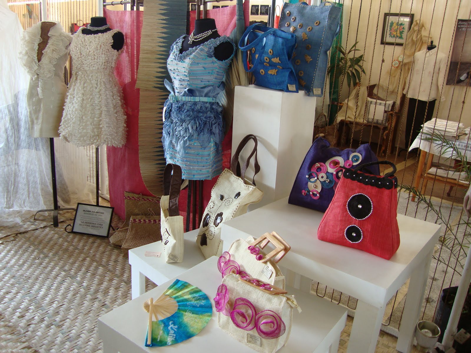 Aklan Trotter: AKLAN PIÑA & FIBER FESTIVAL