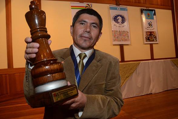 Ajedrez Cusco: GM Julio Granda campeón invicto del Continental de las ...