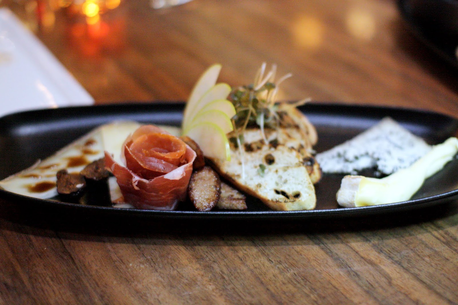 Cresta (formerly Pastizza) - Food Junkie Chronicles