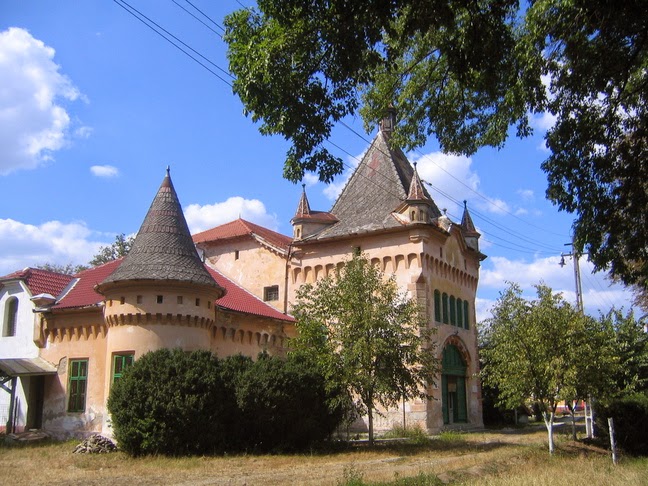 Romania Megalitica: Romania Megalitica, prezinta o parte dintre cele ...