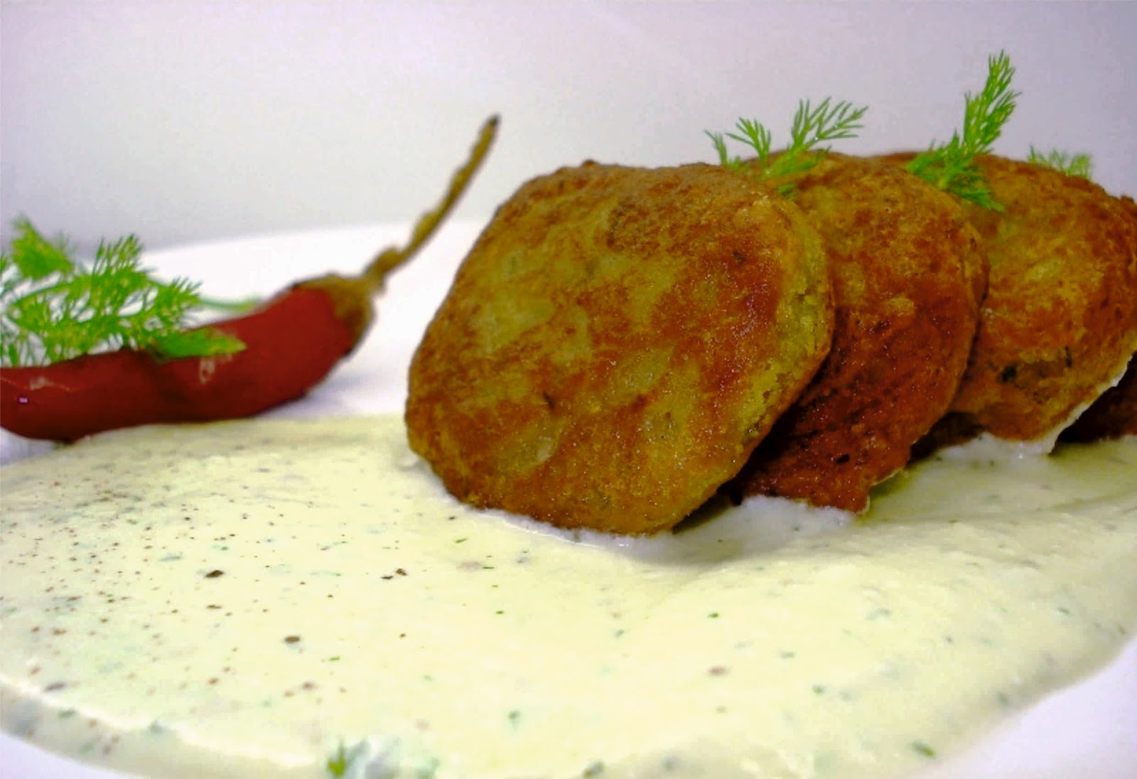 Chef Mitsos recommends...: Revithokeftedes