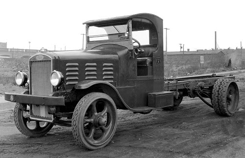 autos - photos: VOITURES DES USA --- MACK BROS. COMPANY --- 1900