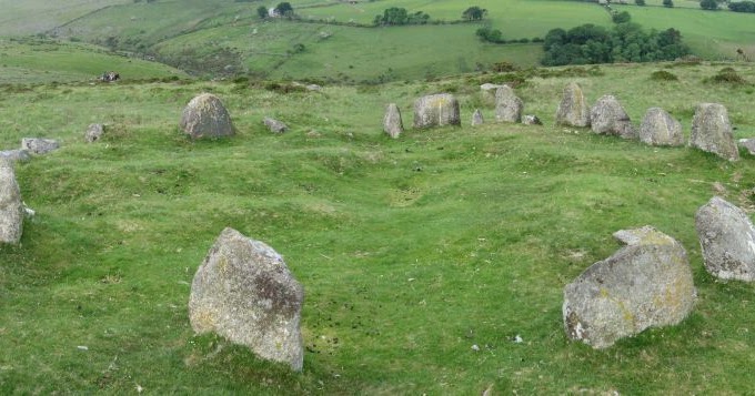 daily timewaster: Nine Maiden Stones, Devon, England