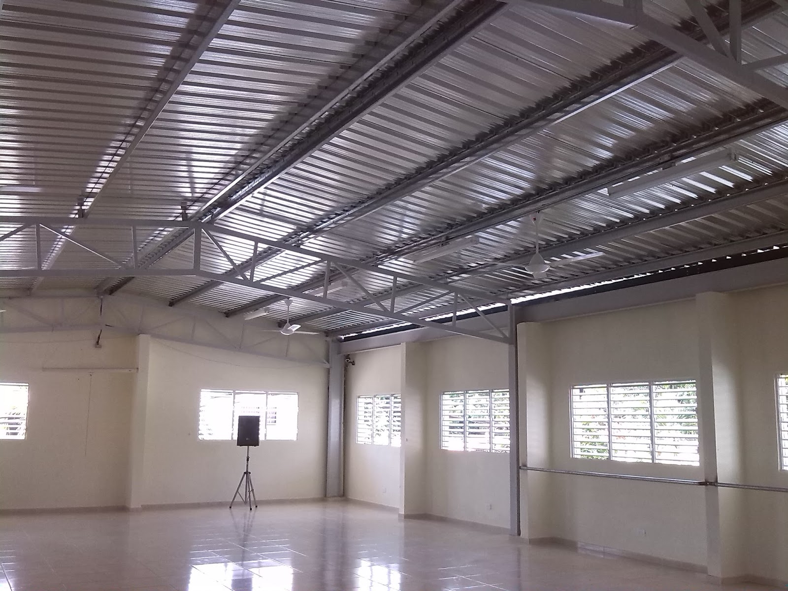 Techos Aluzinc. | Estructuras Metalicas, Naves Industriales, Escaleras ...