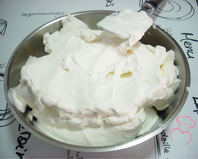 NATA MONTADA O CREMA BATIDA CONSISTENTE Y 5 DELICIOSAS RECETAS | ¡¡A ...