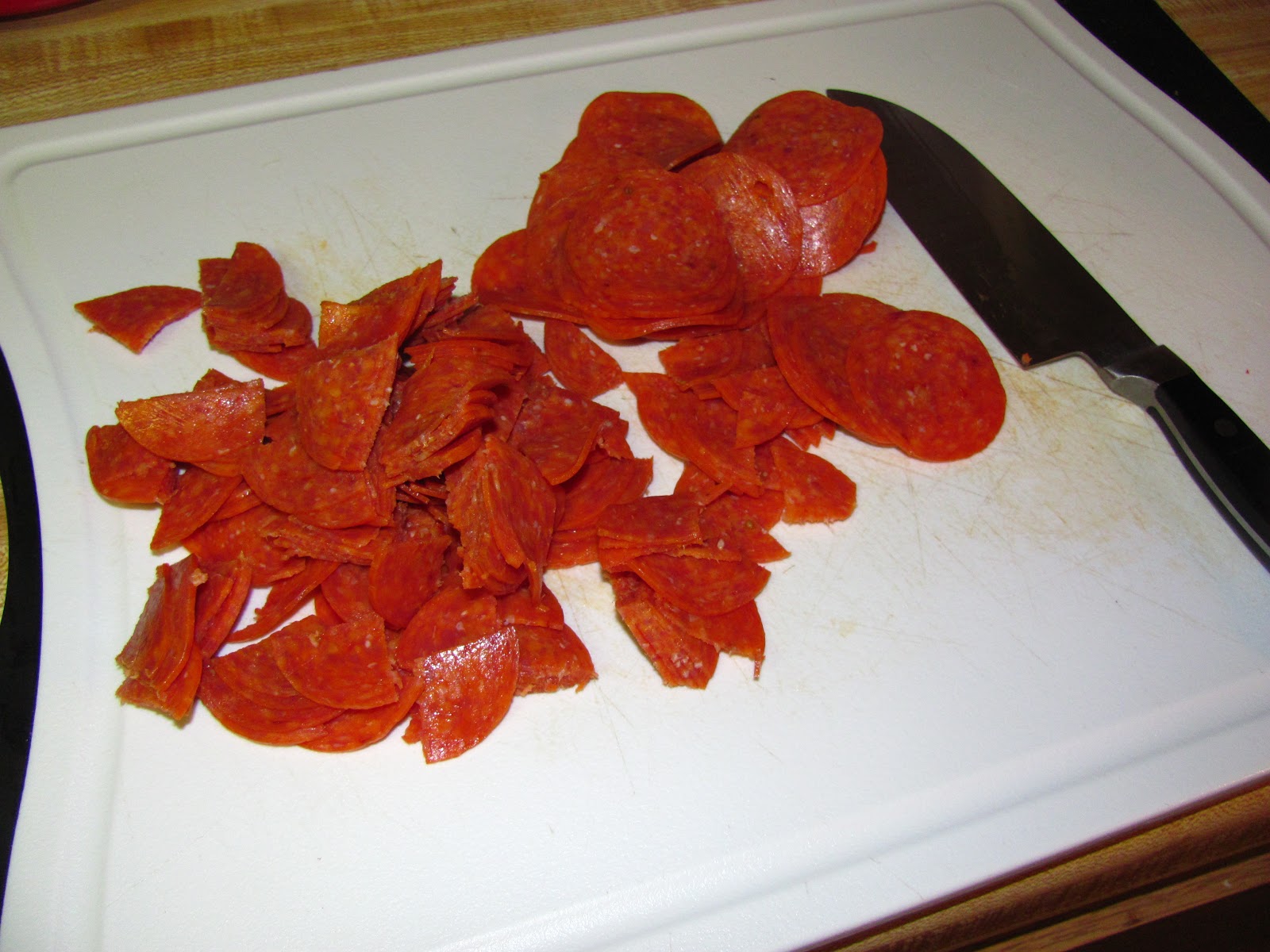 Pepperoni Pizza Poppers - For the Love of Food