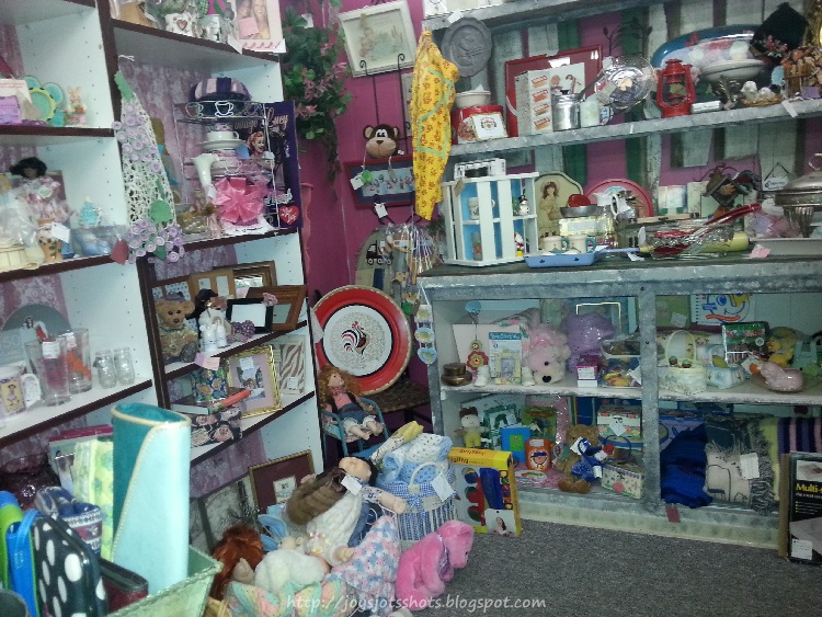 Joy's Jots, Shots & Whatnots: Peddler's Mall ~ June, 2015