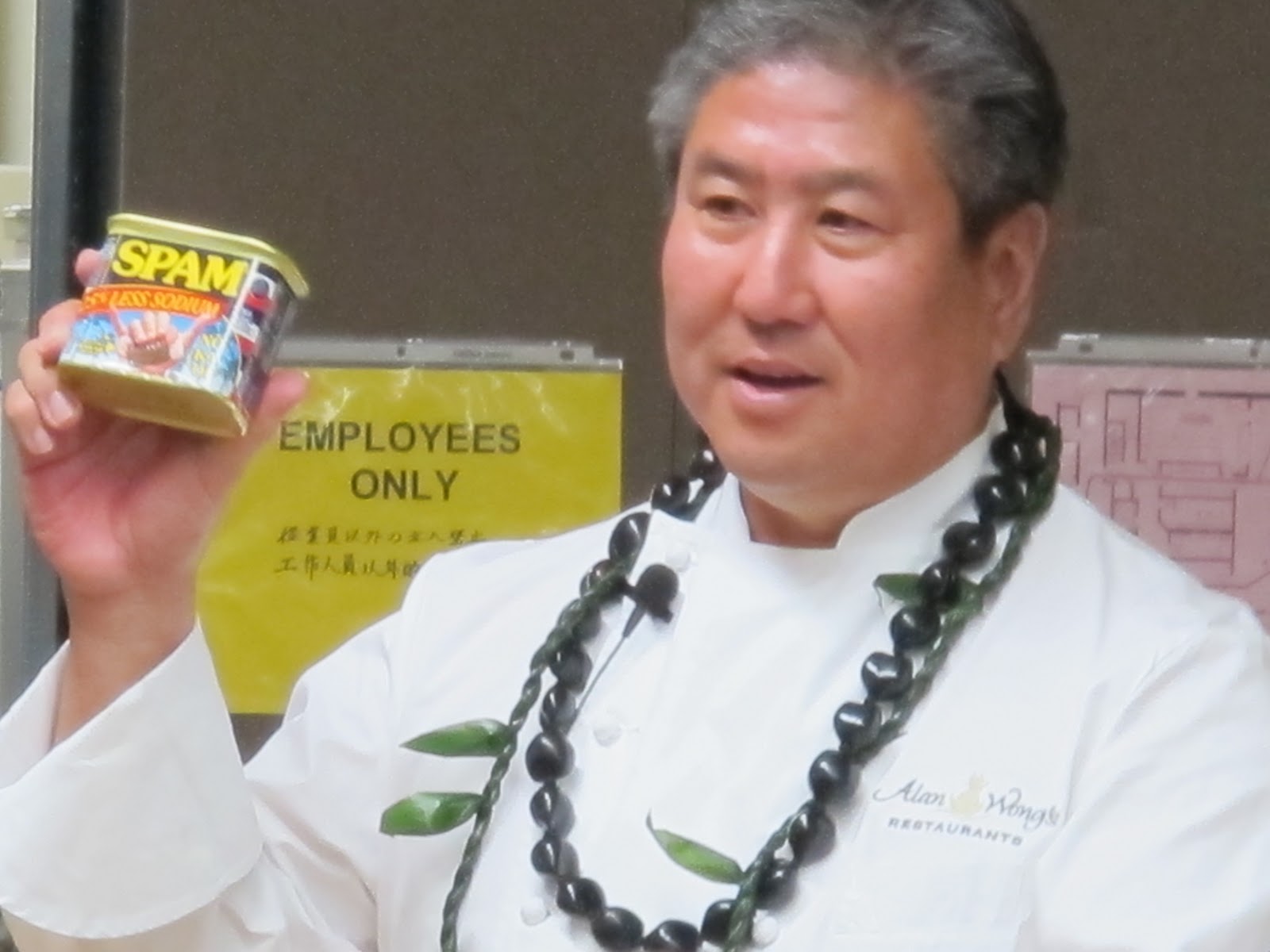 Taste of Hawaii Tour with Alan Wong - Munchie Musings