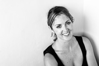 Reading Wishes: AAA: Sarah Alderson, author of Hunting Lila: Top 5 ...