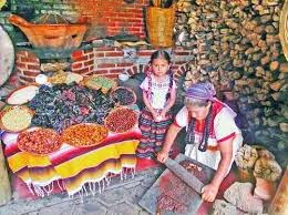 LOS PUREPECHAS: GASTRONOMIA PUREPECHA