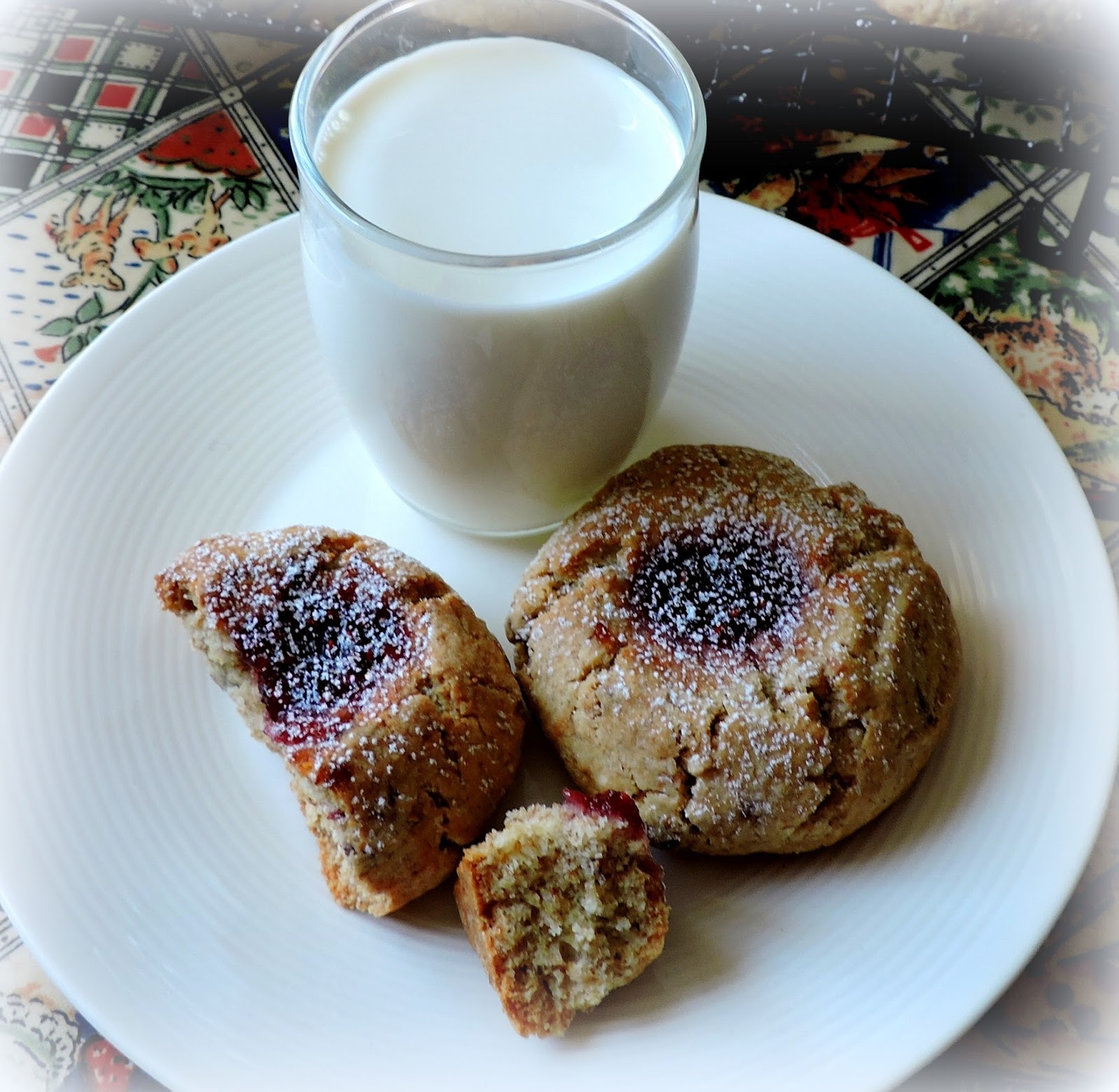 Jammy Buns | The English Kitchen