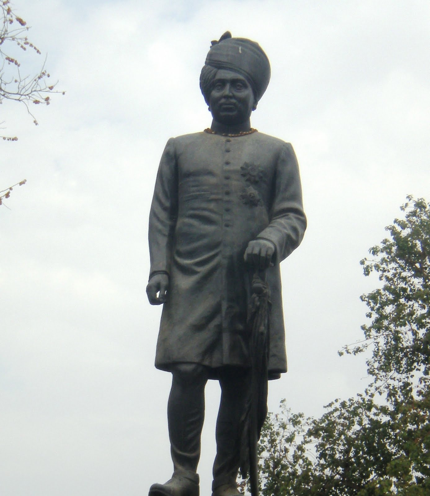 White Tigers and Their Future: photos of interview with mr. pushparaj singh