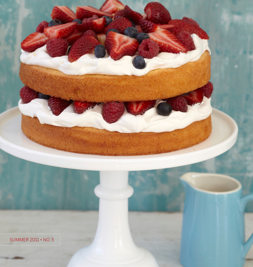 Feliz? Feliz! Feliz.: Bolo bonito e gostoso!