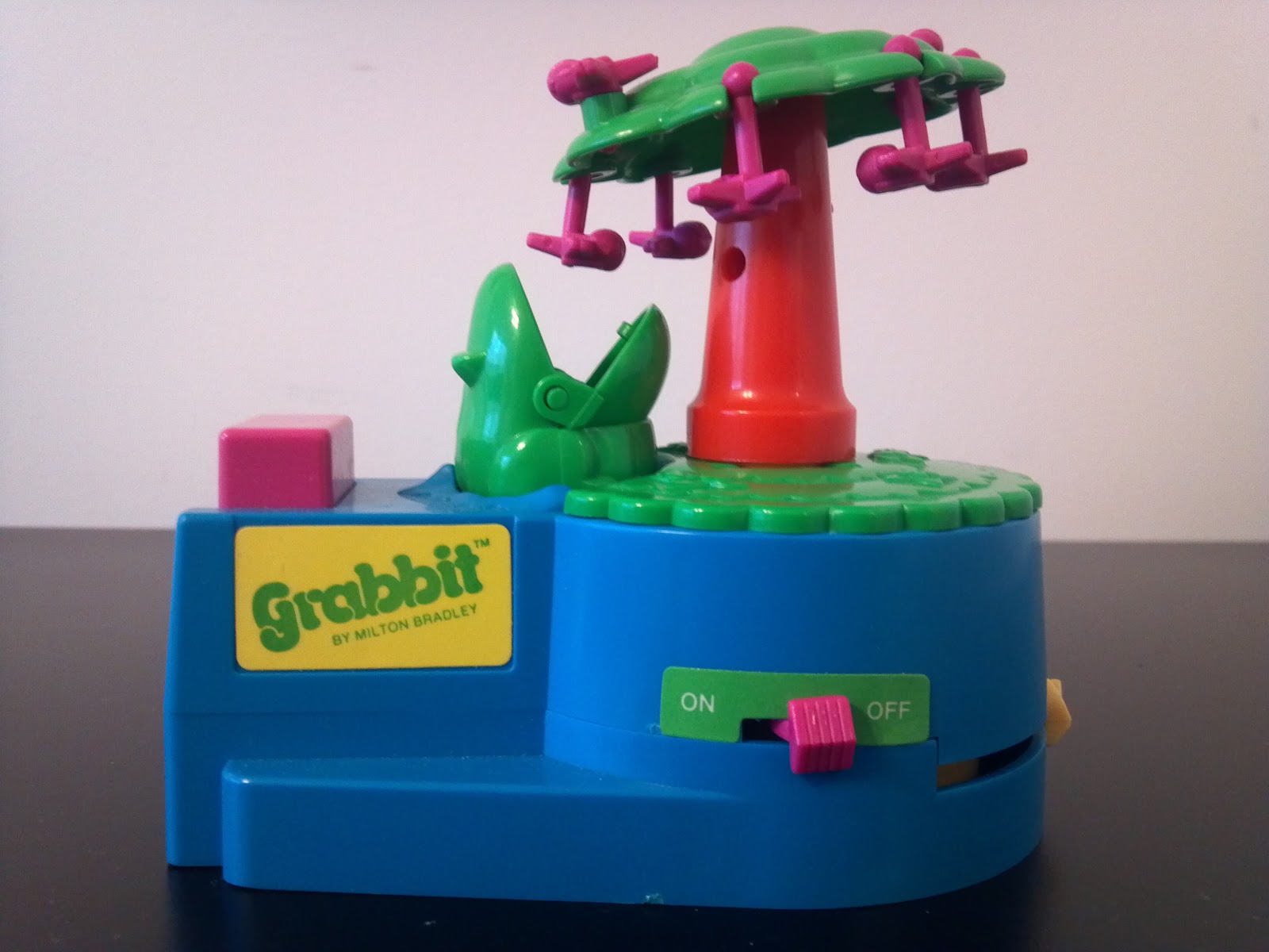 My Collection: Tomy Plastic Games / T.H.I.N.G.S. by Milton Bradley