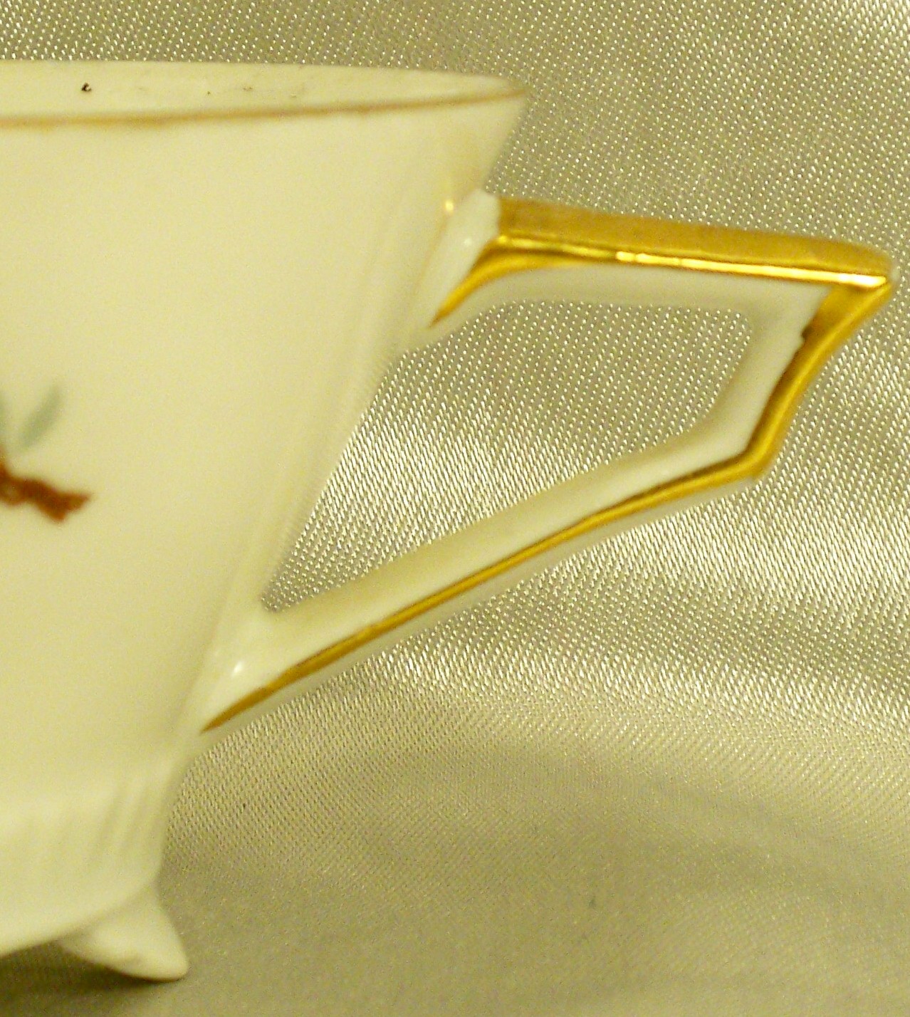 Demitasse Cups & saucers: Cup Handle Shapes & Styles