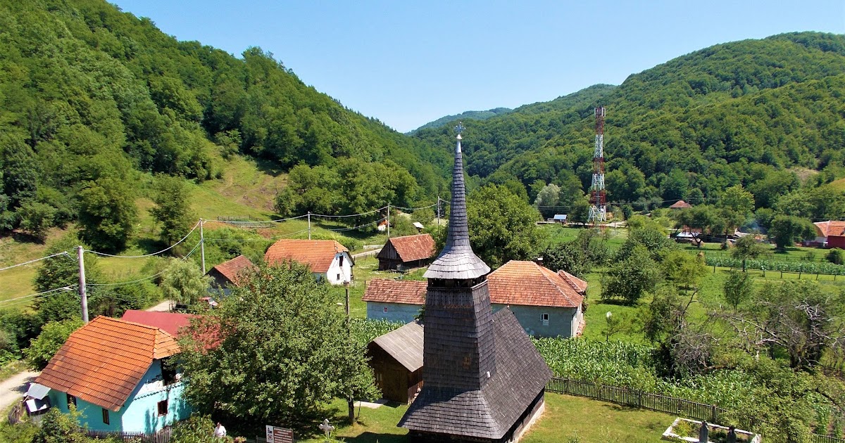 Turismul în România: Biserica de lemn din Căzănești