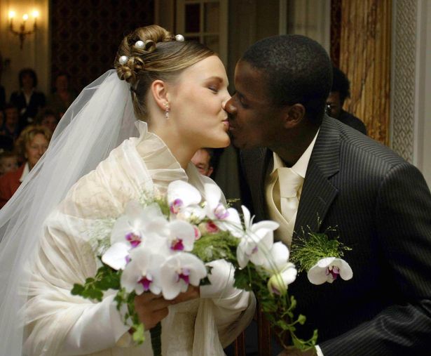 DIVORCE BATTLE THAT LEFT EMMANUEL EBOUE WITH NOTHING AND HOW HE HASN'T ...