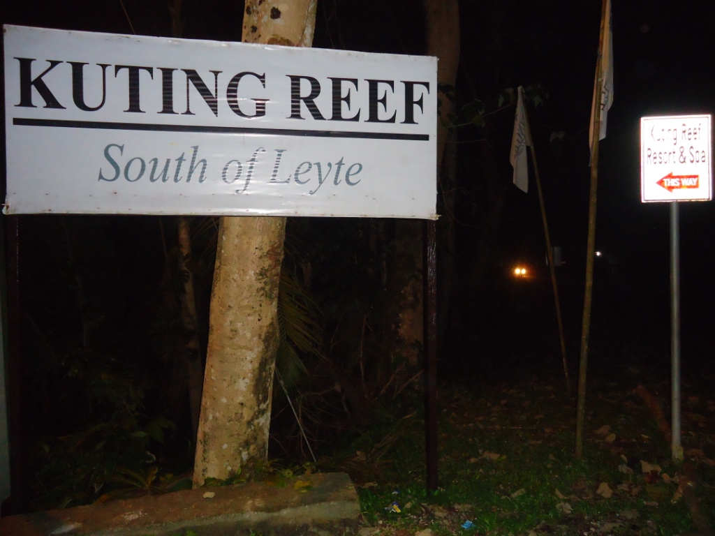 the traveller & her thoughts: KUTING REEF beach resort