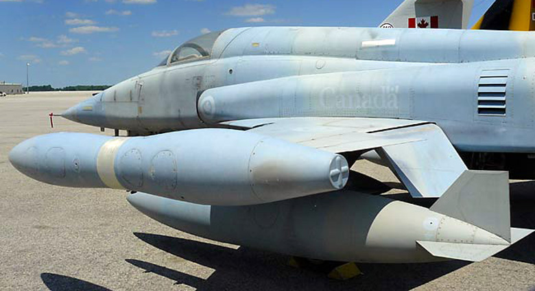 nhungdoicanh: Canadair CF-5/CF-116 Freedom Fighter