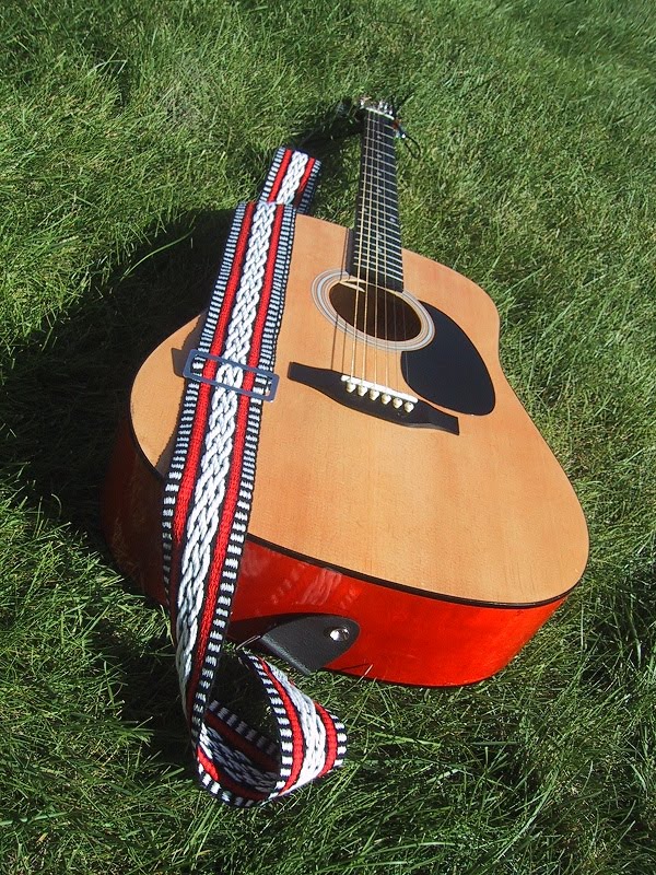 Hearts on Fibre: Completed Guitar Strap